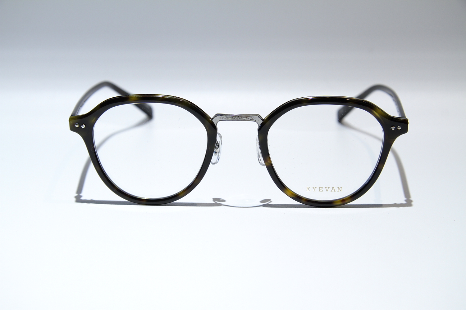 EYEVAN Robert | 札幌ブランドメガネセレクトショップ
